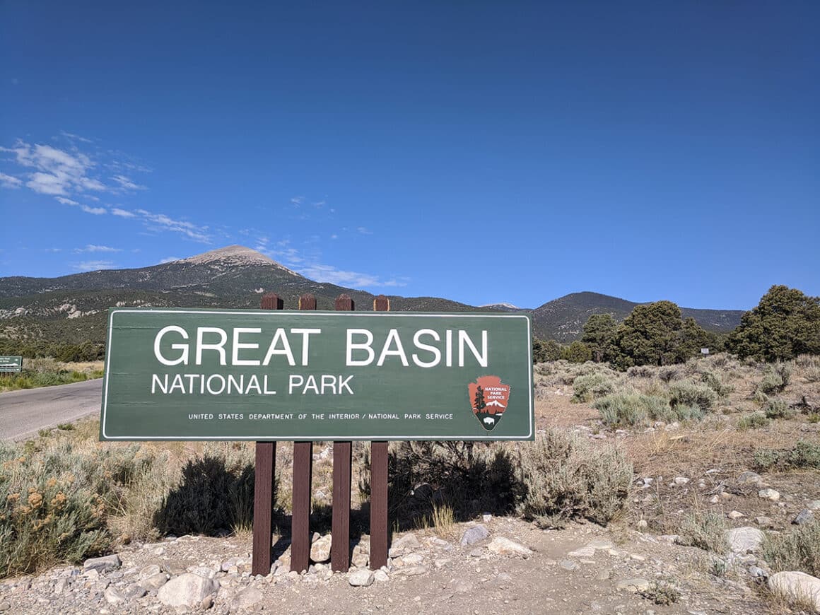 7 Epic Road Trips From Las Vegas to National Parks - Southerner Says